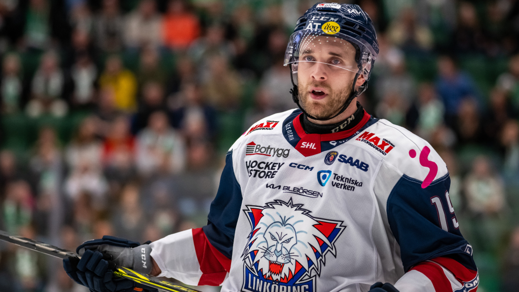 Patrick Russell om att spela OS med systern Emma: "Mycket hockey i familjen"